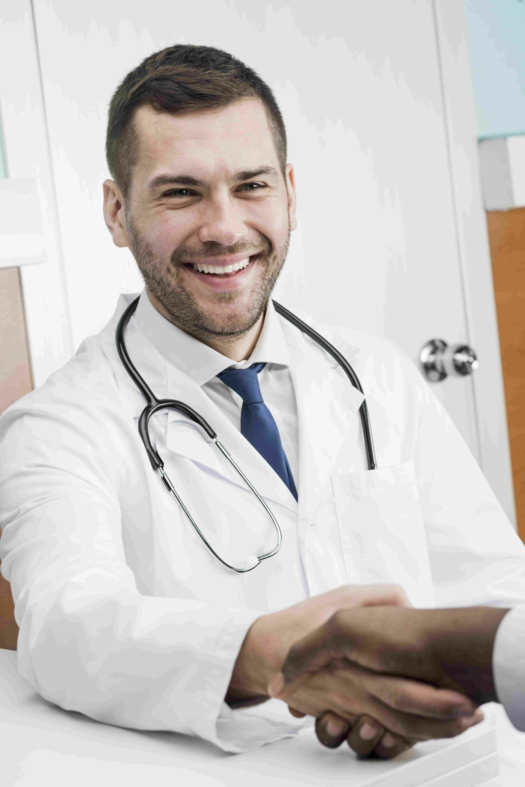 Médico general: tu primer punto de contacto